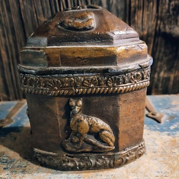 Antique Dog Motif Tobacco Box - Karnik's Antiques & Primitives